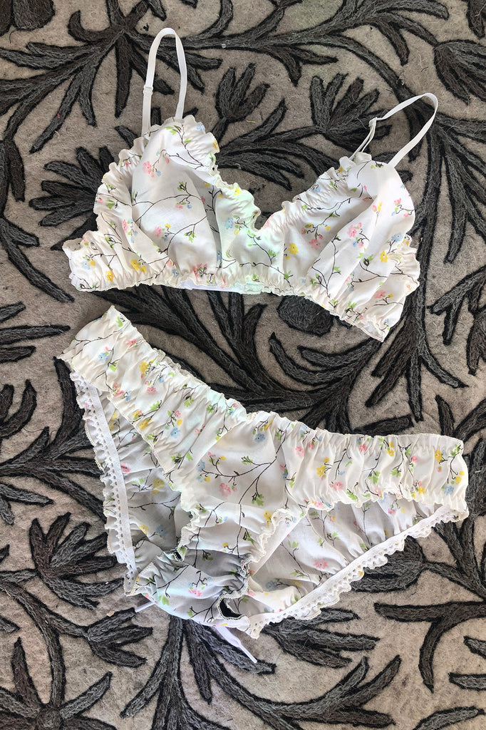 Perennial Bloomer in Upcycled Vintage Flower Branch | Clare Bare